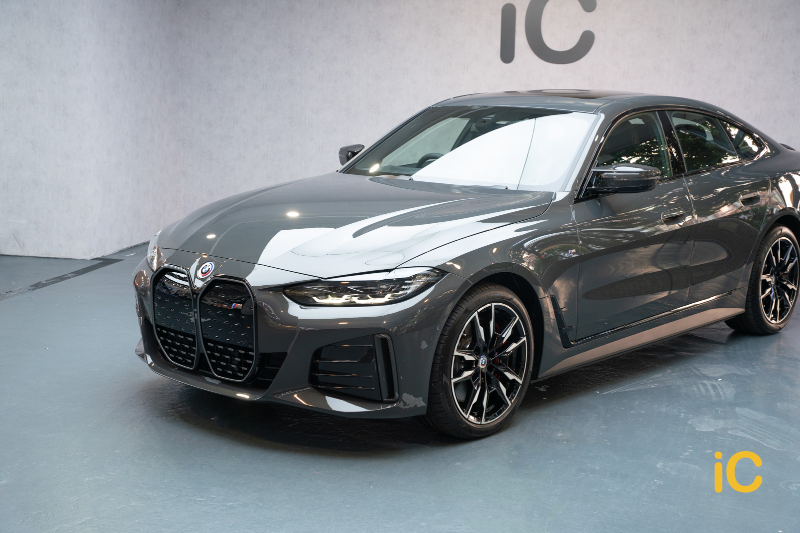 BMW i4 Dravit Grey (光面PPF) - PPF 車漆保護膜 - IC Detail