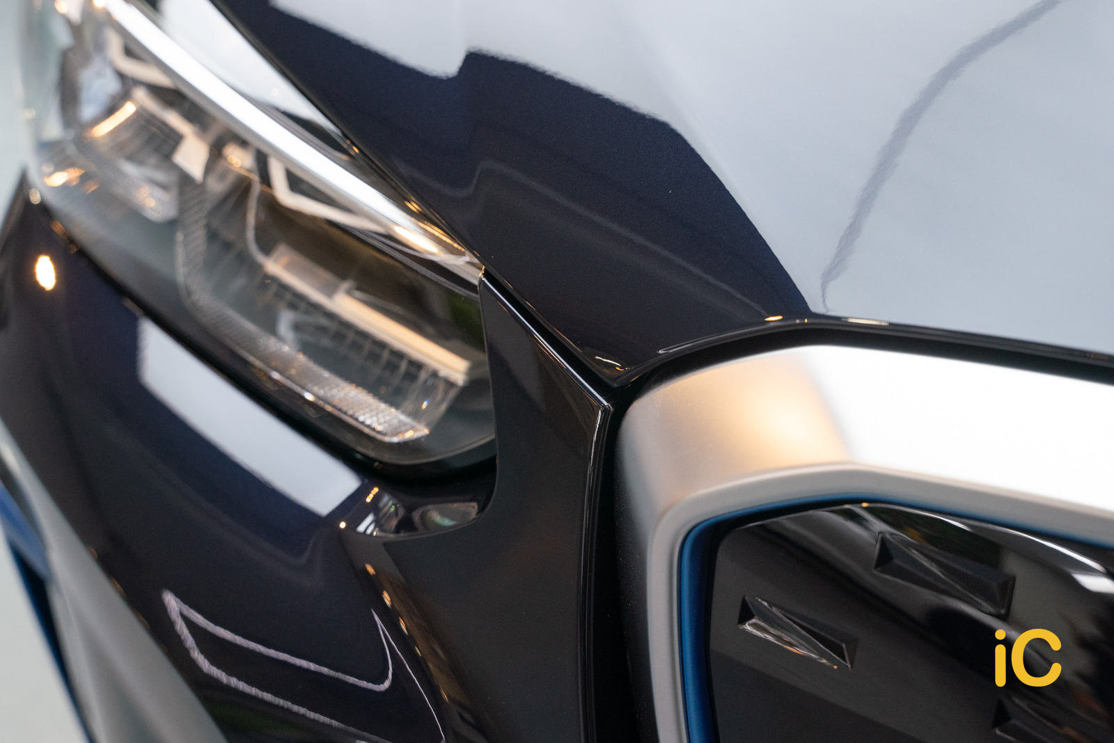 BMW iX3 Carbon Black (光面PPF) - PPF 車漆保護膜 - IC Detail