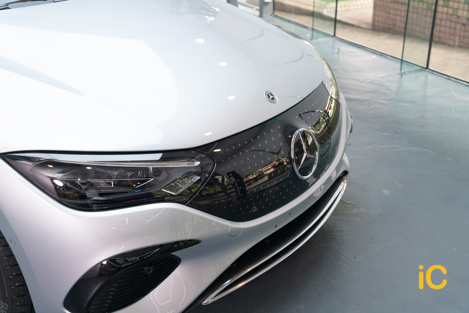 Mercedes-EQ EQE PPF 施工細節 - PPF 車漆保護膜 - IC Detail