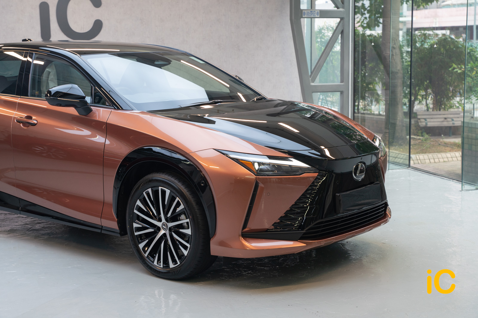Lexus RZ450e (Sonic Copper / Black) - PPF 車漆保護膜 - IC Detail