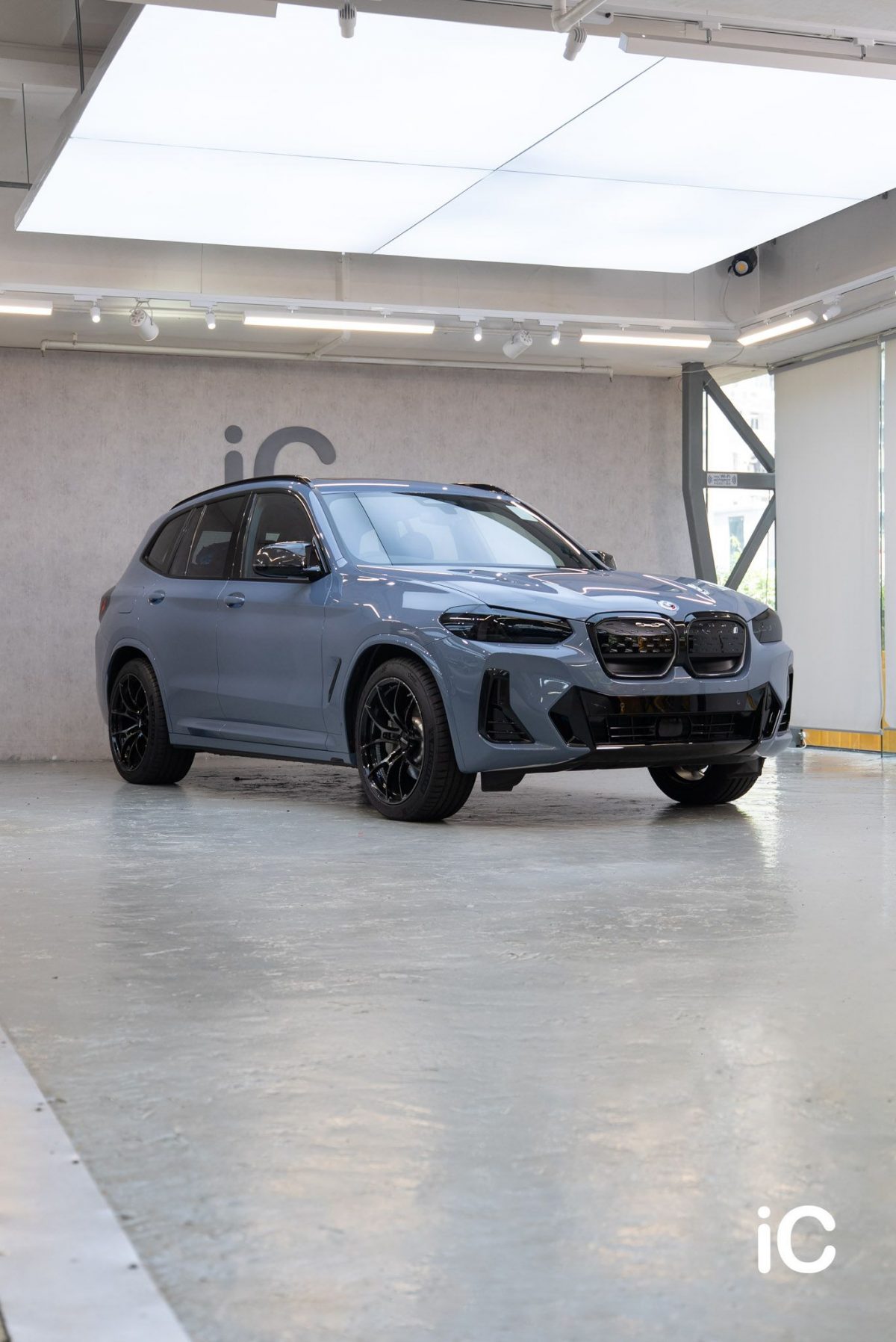 BMW iX3 (M Sport Edition) (Berfun Slate Blue) - PPF 車漆保護膜 - IC Detail